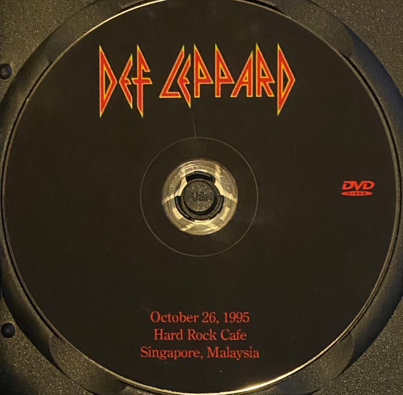Def Leppard – ‘Hard Rock Cafe: Singapore, Malaysia – October 26, 1995 ...